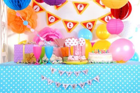 Essentials for Decorating a Birthday Party - Decor Tips