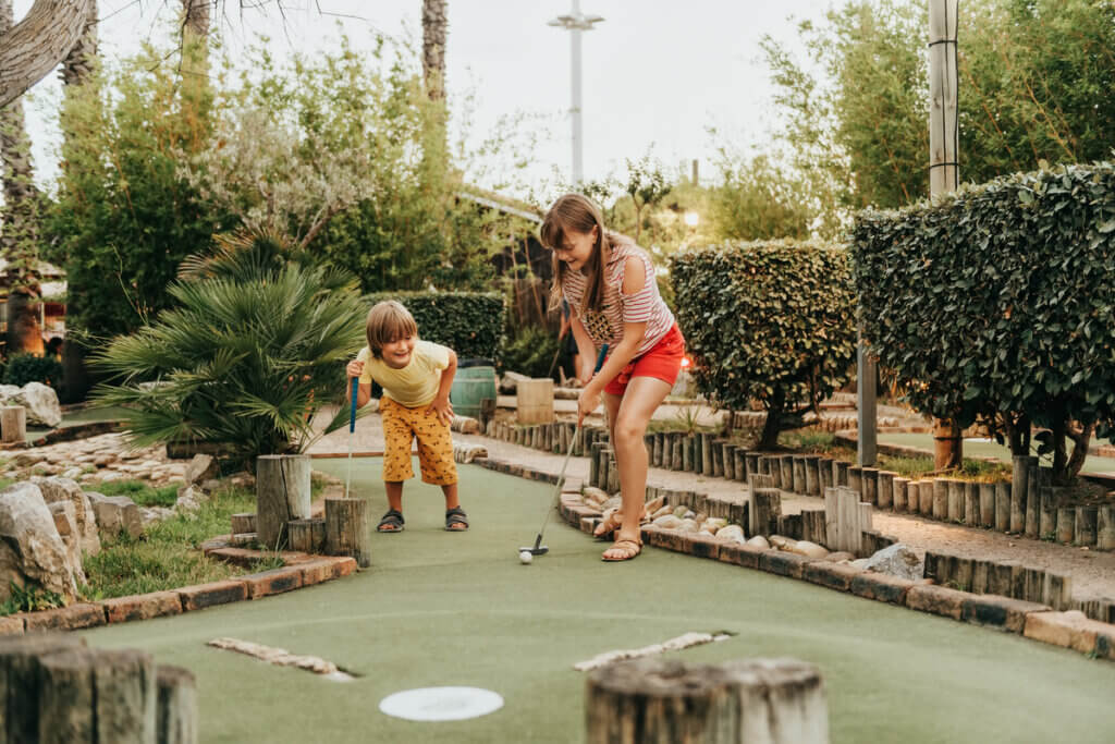 How to build a miniature golf course in your garden
