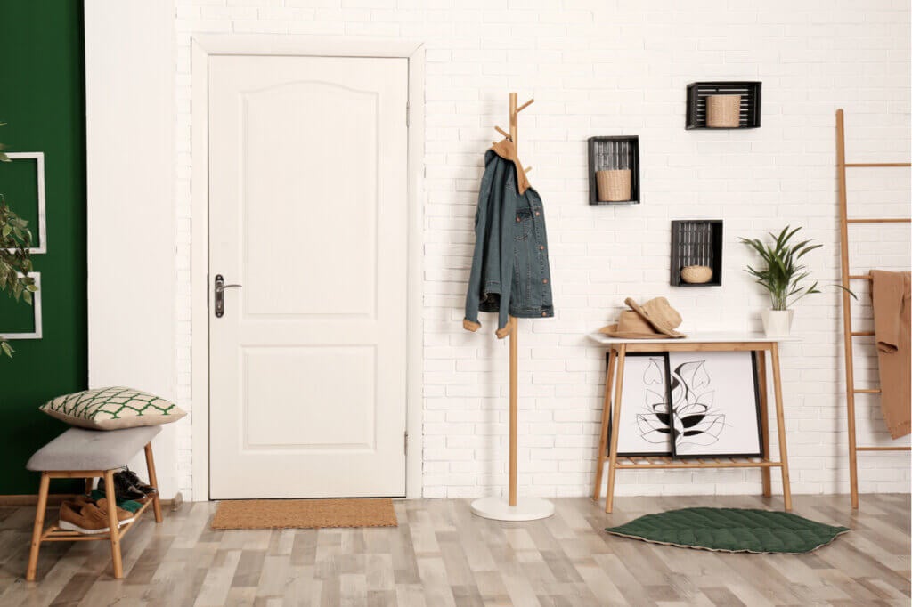 Different Types of Free-Standing Coat Racks